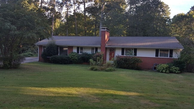 Ranch style home for rent - 3318 Scott Dr Raleigh NC 27604 | Apartment ...