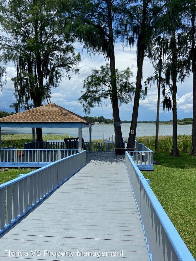 2 br, 2 bath House - 925 W Oak Ridge Rd Un... - 925 W Oak Ridge Rd ...