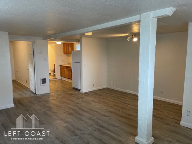 443 Southwest 7th Street - 443 SW 7th St Newport OR 97365 | Apartment ...