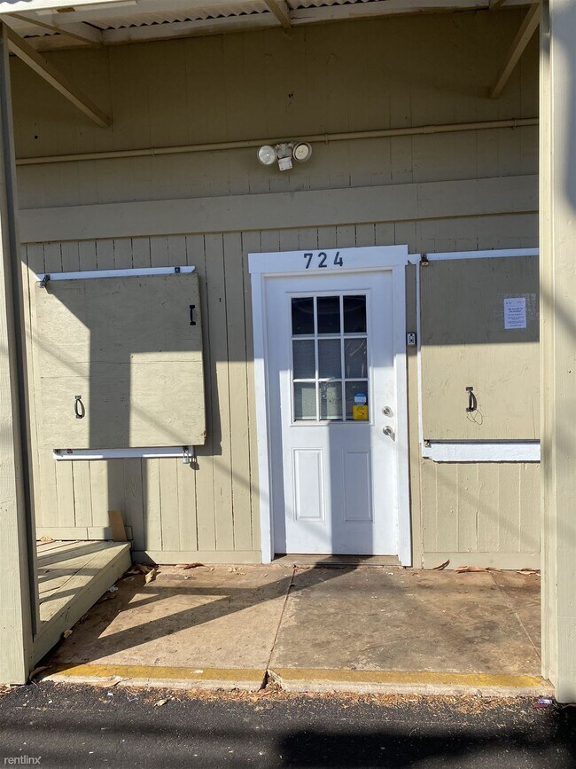 Studio, 0.5 bath House - 724 Luakini St Co... - 724 Luakini St Lahaina ...