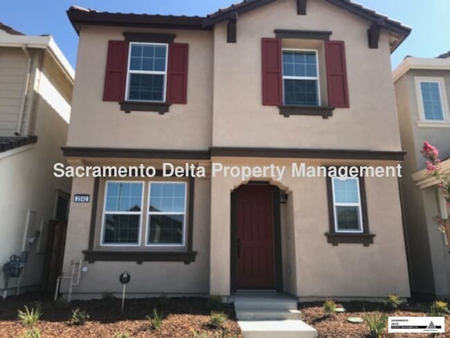 Newer Construction Natomas Home - 2542 Natomas Crossing Dr Sacramento ...