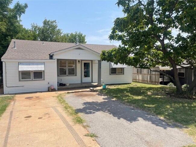609 N 5th St - 609 N 5th St Clinton OK 73601 | Apartment Finder