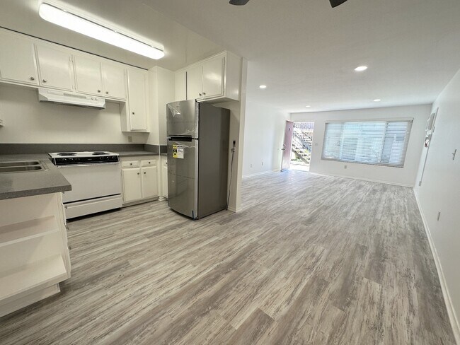 4121 East Mendez Street, Unit 2 - 4121 E Mendez St Long Beach CA 90815 ...