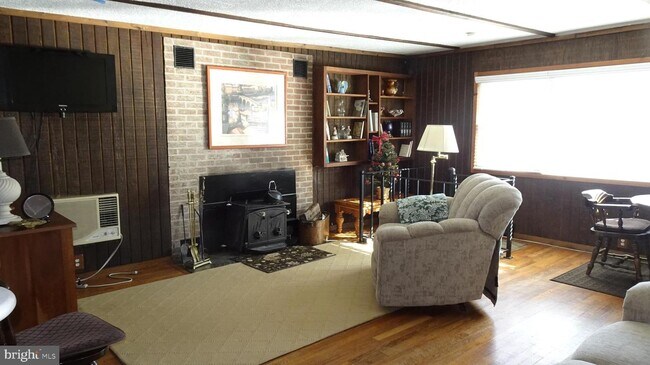 173 Mt Eyre Rd - 173 Mt Eyre Rd Washington Crossing PA 18977 ...