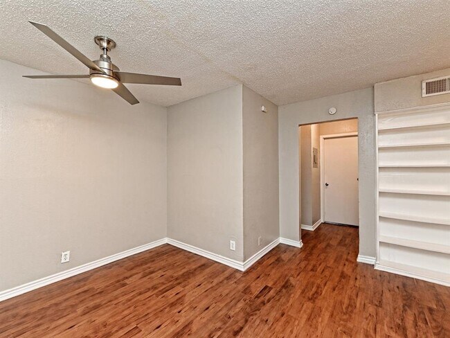 2401 Manor Rd - 2401 Manor Rd Austin TX 78722 | Apartment Finder