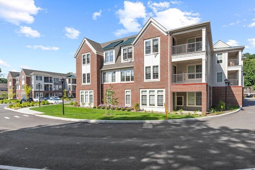 Kilbourn Place on East - 3596 East Ave Rochester NY 14618 | Apartment ...