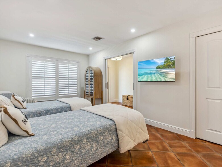 510 106th Ave N - 510 106th Ave N Naples FL 34108 | Apartment Finder