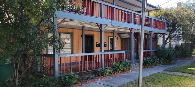 613 Pacific St - 613 Pacific St Houston TX 77006 | Apartment Finder