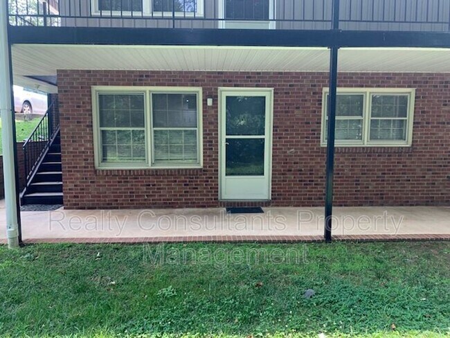 1101-A Robin Hood Rd - 1101-A Robin Hood Rd High Point NC 27262 ...