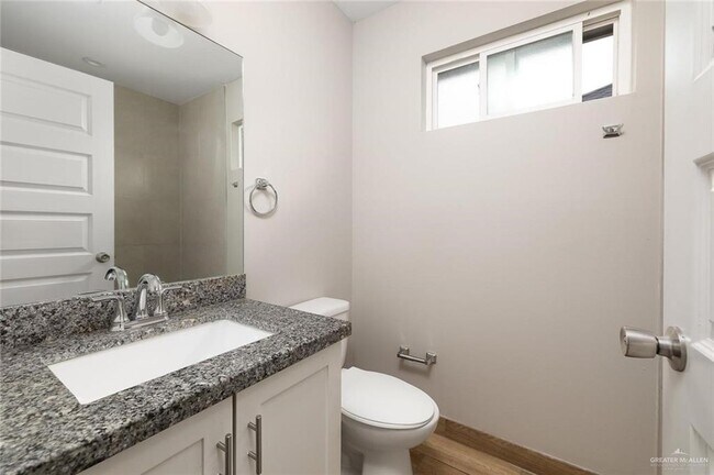 8 S Missouri St - 8 S Missouri St Alton TX 78573 | Apartment Finder