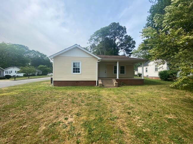 416 E Fairview Ave - 416 E Fairview Ave Greer SC 29651 | Apartment Finder