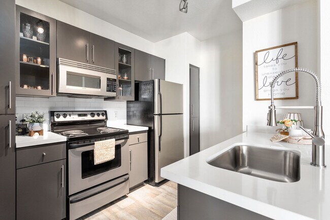 Ten01 - 1001 E Playa del Norte Dr Tempe AZ 85281 | Apartment Finder