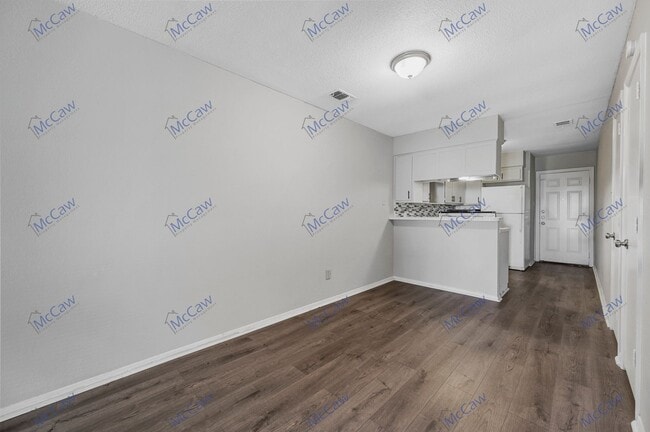 Lovely 2/1 Duplex in Arlington! - 603 Starlinda Ct Arlington TX 76012 ...