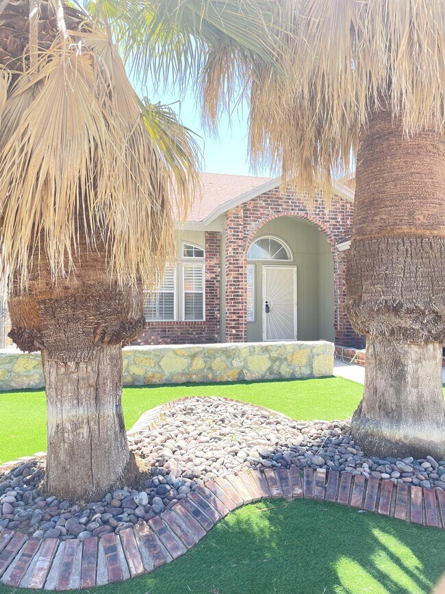 12020 Regal Banner Ln - 12020 Regal Banner Ln El Paso TX 79936 ...