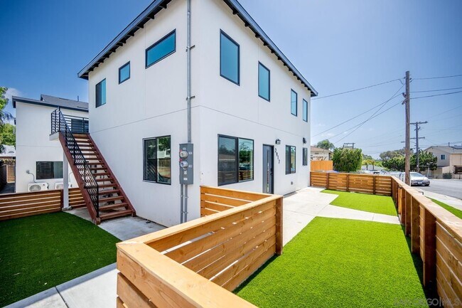 2917-2923 Preece Street - 2917-2923 Preece St San Diego CA 92111 ...