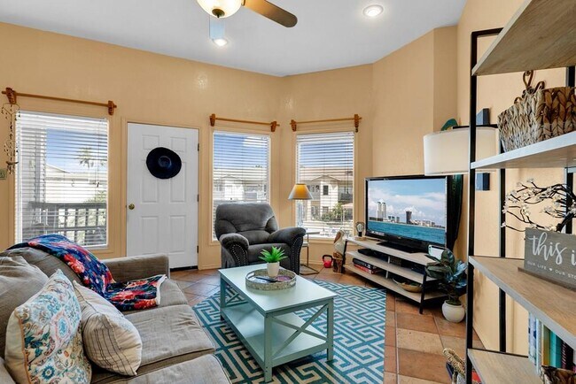 77 Santa Isabel Blvd - 77 Santa Isabel Blvd Laguna Vista TX 78578 ...