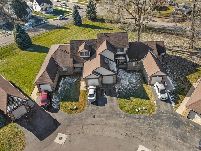 3544 Heritage Pkwy - 3544 Heritage Pkwy Dearborn MI 48124 | Apartment Finder