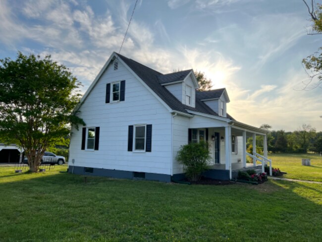 1461 Warrenton Rd - 1461 Warrenton Rd Fredericksburg VA 22406 ...