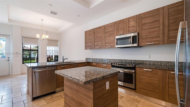 8461 NW 51st Ter 8461 Doral Fl 33166 - 8461 NW 51st Terrace Doral FL ...