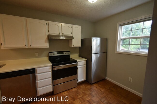 2 br, 1.5 bath House - 1309 Bell Ridge - 1309 Bell Ridge Rd Johnson ...