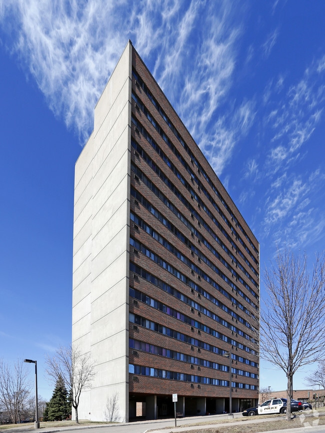 Seal Hi-Rise - 825 Seal St Saint Paul MN 55114 | Apartment Finder