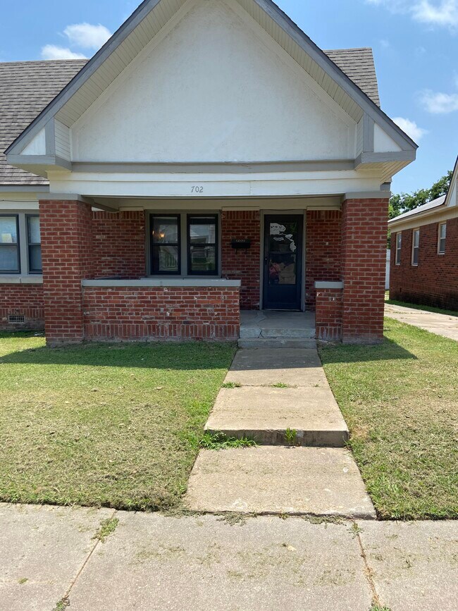 702 NW 25th St - 702 NW 25th St Oklahoma City OK 73103 | Apartment Finder