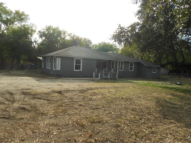 2255 Bandera Rd - 2255 Bandera Rd San Antonio TX 78228 | Apartment Finder