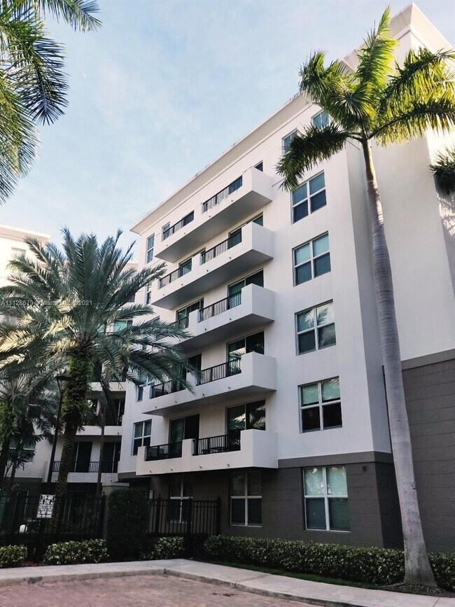 2421 NE 65th St - 2421 NE 65th St Fort Lauderdale FL 33308 | Apartment ...