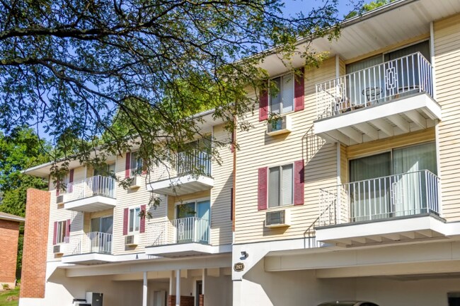 221 Main St - 221 Main St Farmington CT 06032 | Apartment Finder