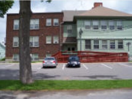 Regis Court Apartments - 44 Riverside Dr Deferiet NY 13628 | Apartment ...