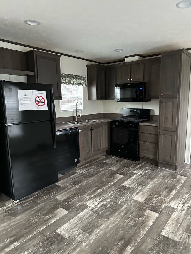 89 Terrace Ct - 89 Terrace Ct Halfmoon NY 12065 | Apartment Finder