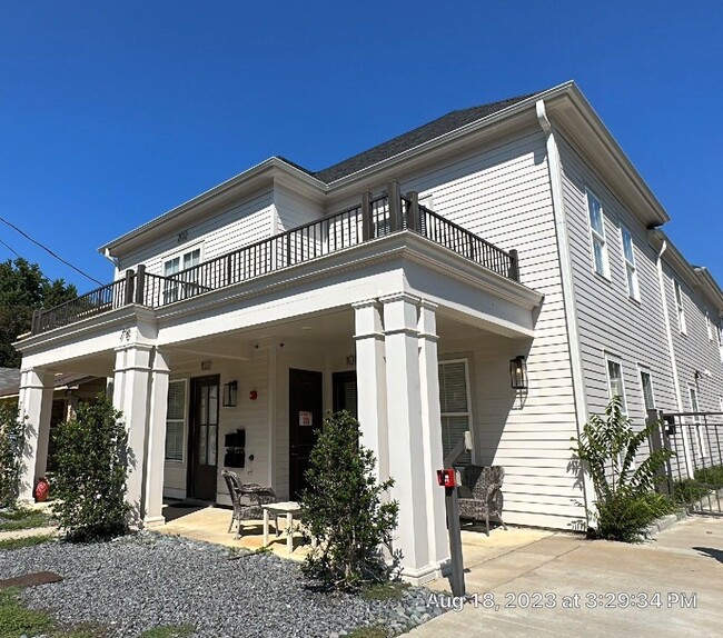 Overton Square Flat Now Available for leas... - 78 N Rembert St Memphis ...