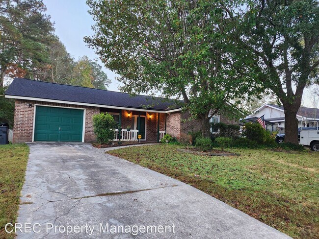 2 br, 1.5 bath House - 120 Heather Drive - 120 Heather Dr Summerville ...