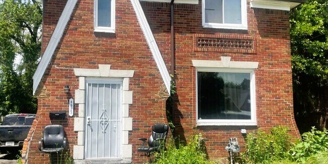 8923 Hartwell St - 8923 Hartwell St Detroit MI 48228 | Apartment Finder