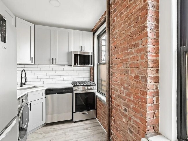 350 S 4th St - 350 S 4th St Brooklyn NY 11211 | Apartment Finder