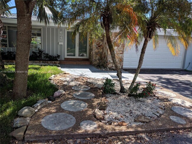 6040 SW 84th Street - 6040 SW 84th St Miami FL 33143 | Apartment Finder