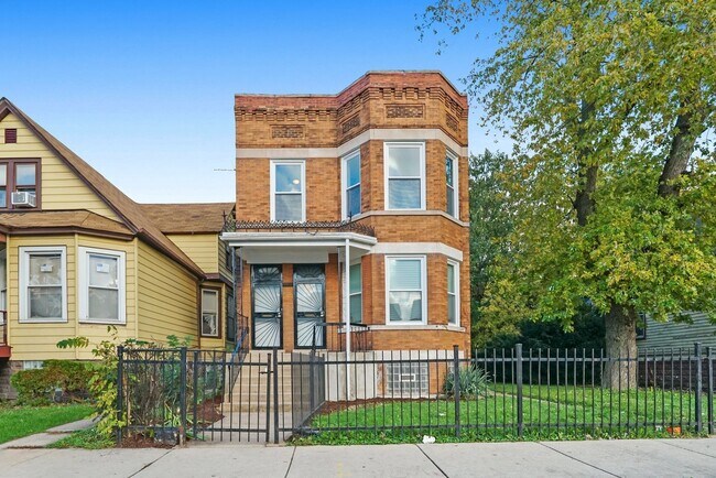 10917 S State St - 10917 S State St Chicago IL 60628 | Apartment Finder