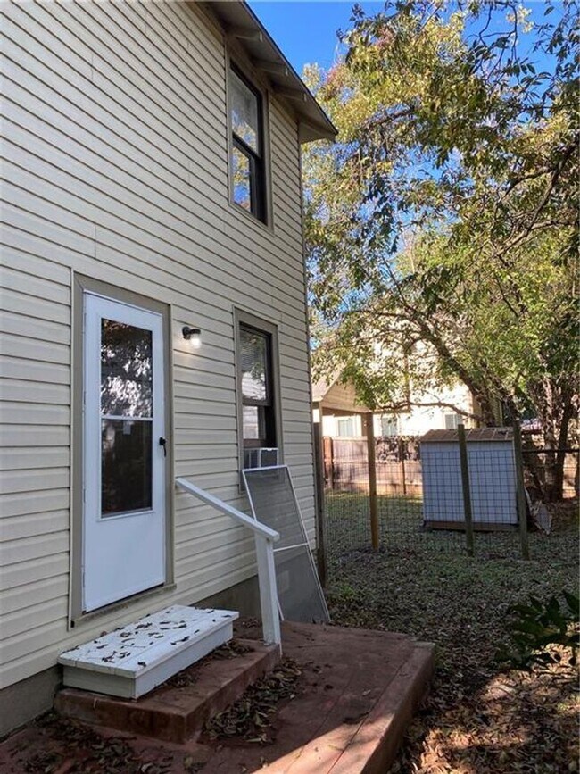 805 E 47th St - 805 E 47th St Austin TX 78751 | Apartment Finder