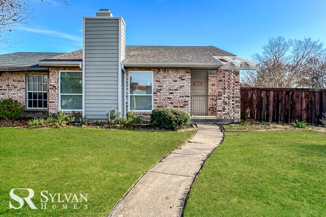 Come view this 3BR 2BA brick home - 1300 Red River Point Mesquite TX ...