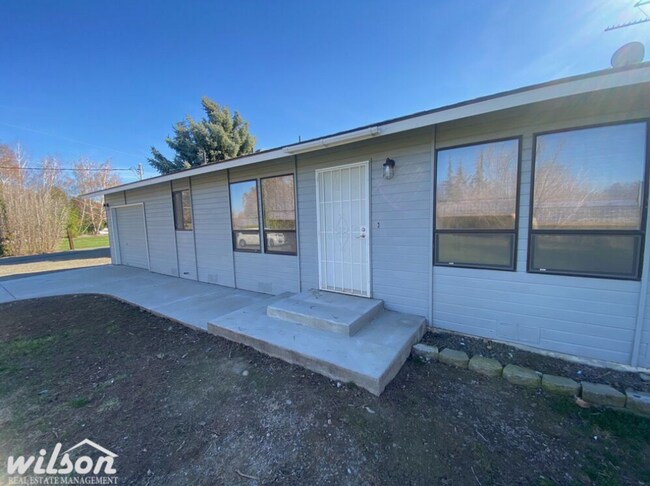 Beautiful 3BD/1BA Haven - Your dream home ... - 9509 Meadowbrook Rd ...