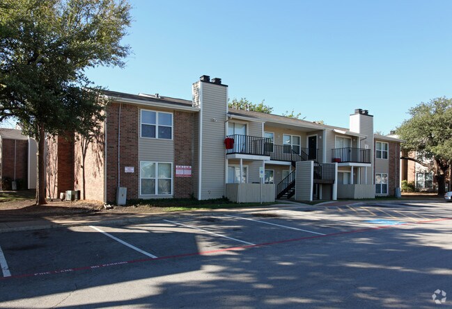 Center Ridge Apartments - 700 W Center St Duncanville TX 75116 ...