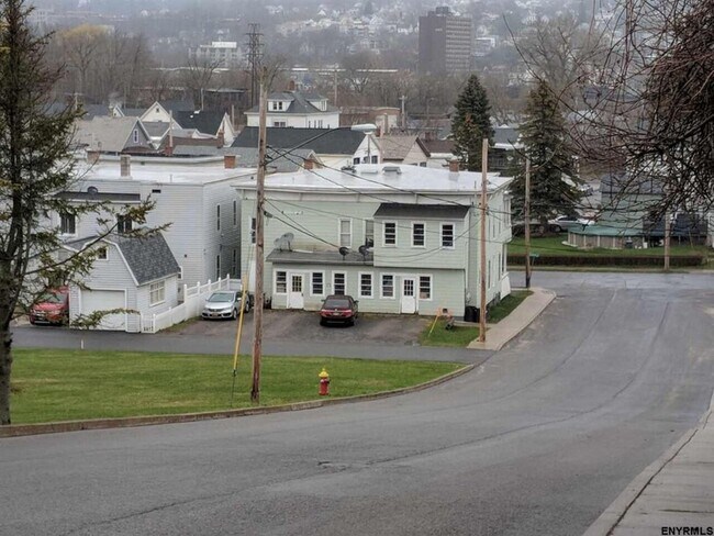 Florida Ave - 93-95 Florida Ave Amsterdam NY 12010 | Apartment Finder