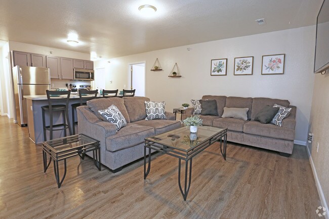 727 W Raab Rd - 727 W Raab Rd Normal IL 61761 | Apartment Finder