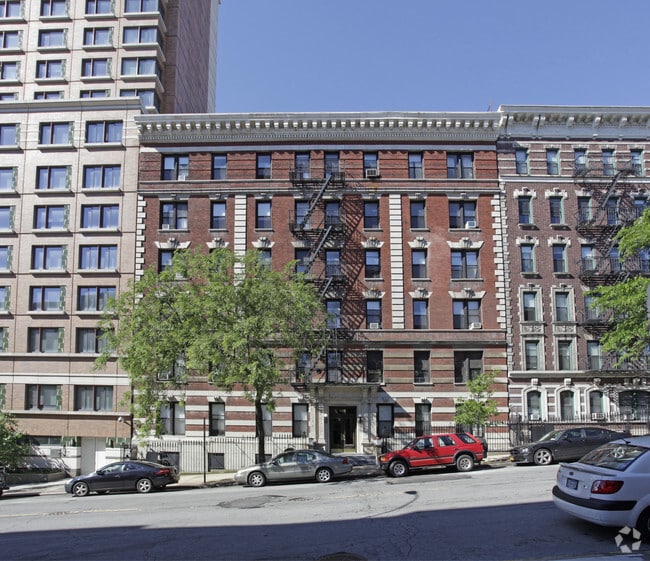 The Delaware - 520 W 122nd St New York NY 10027 | Apartment Finder