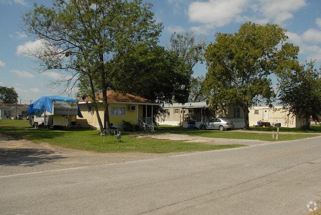 Manny's Mobile Home Park - 15926 Market St Channelview TX 77530 ...
