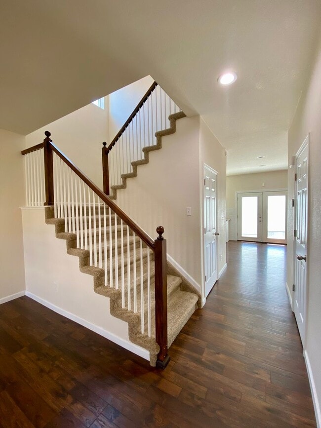 Multi Level Living in Fountain! Private Suite with Kitchenette in ...