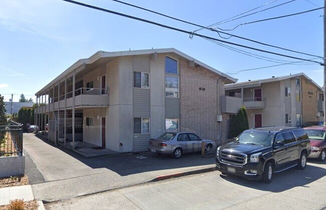 Acadia Apartments - 927 N 96th St Seattle WA 98103 | Apartment Finder