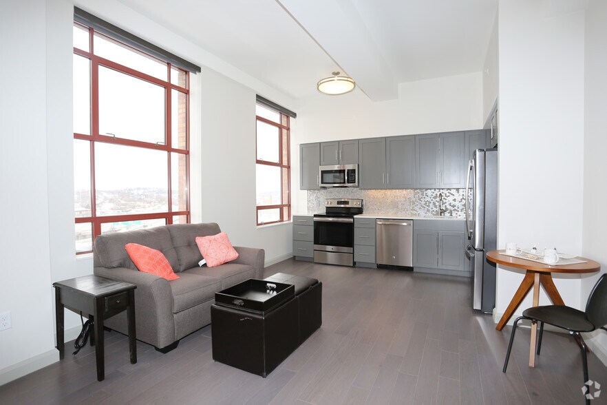 State Tower - 109 S Warren St Syracuse NY 13202 | Apartment Finder