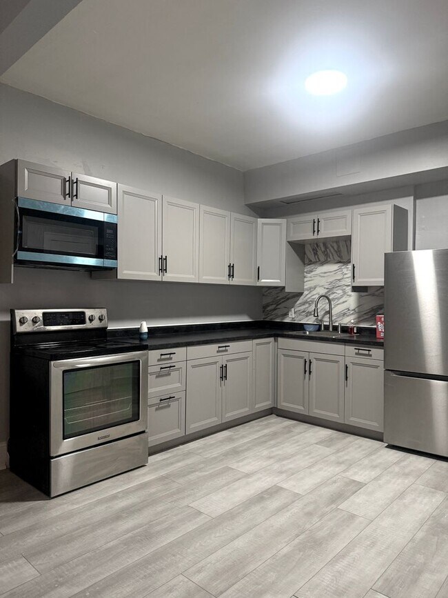 1415-1417 Warren Street - 1415-1417 Warren St Davenport IA 52804 ...
