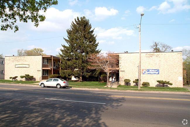 15050 Greenfield - 15050 Greenfield Rd Detroit MI 48227 | Apartment Finder